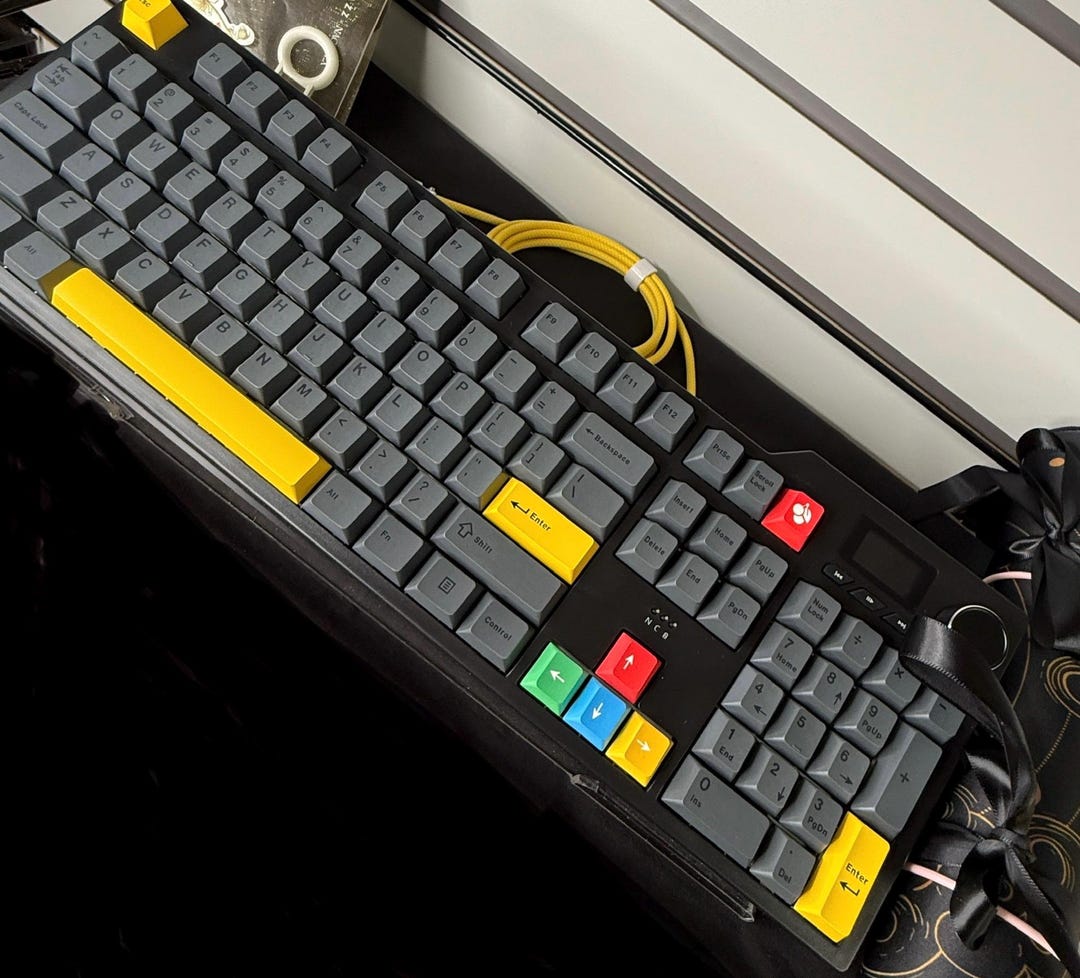 Black /grey Black Theme Light up RGB Lighting Mechanical Keyboard With ...