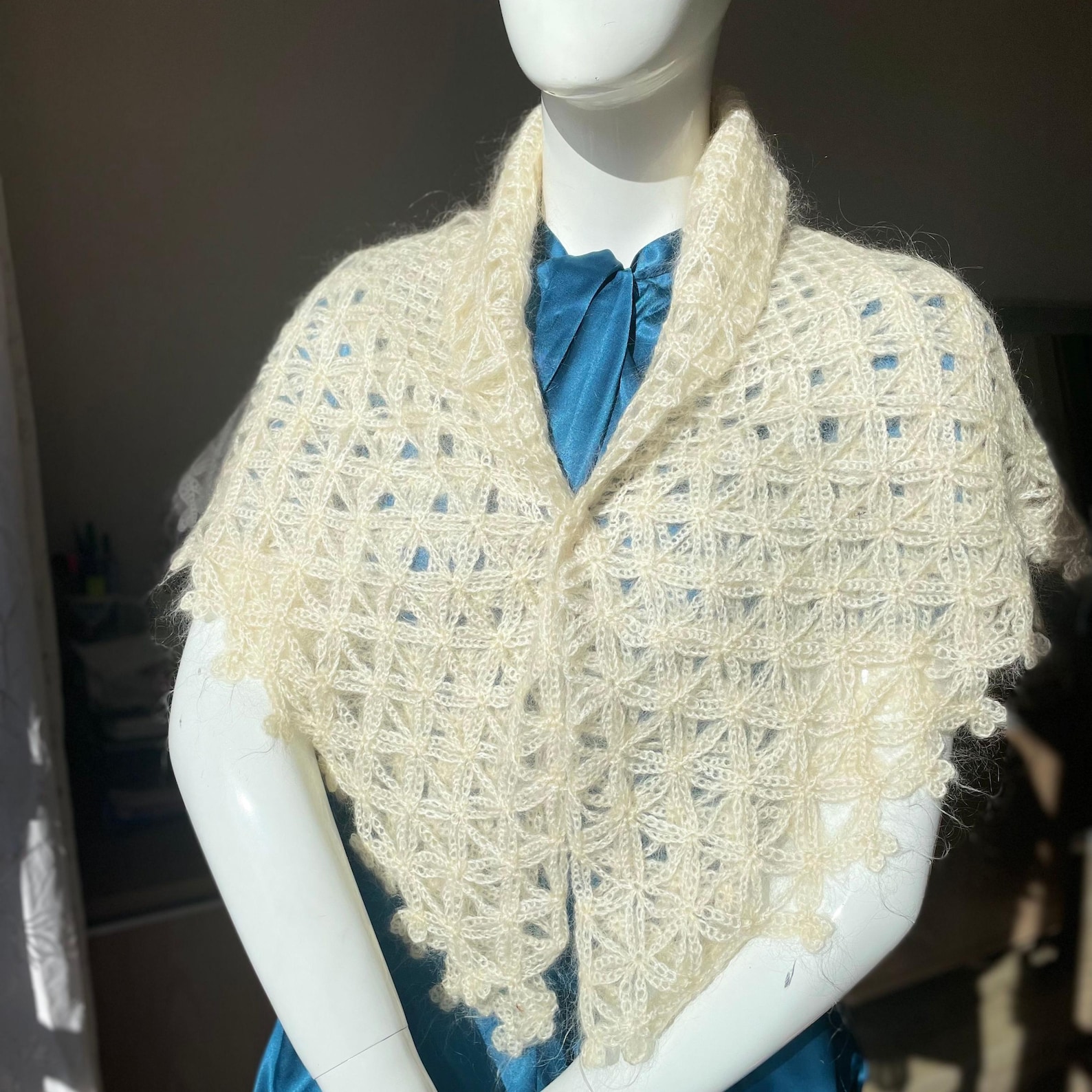 Ivory Bridal Shawl for a Stylish Touch Hand Knit Vintage Wedding Cape ...