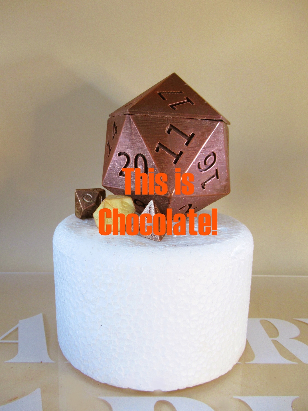 Chocolate D20 Dice Box Dungeons & Dragons Contains Solid Choc ...