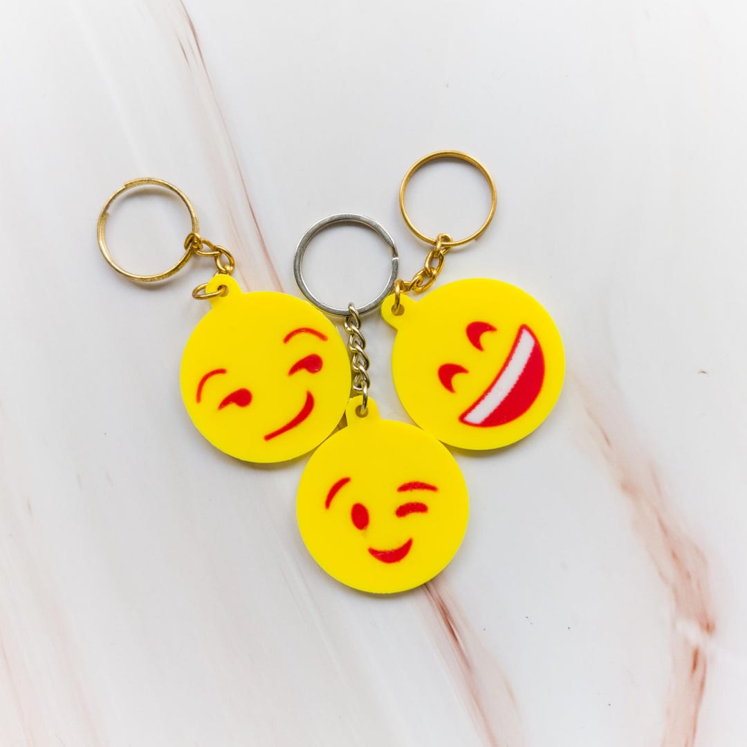 Smile Face Acrylic Keychain, Trendy Smile Bag Tag, Retro Keychain, Cute ...