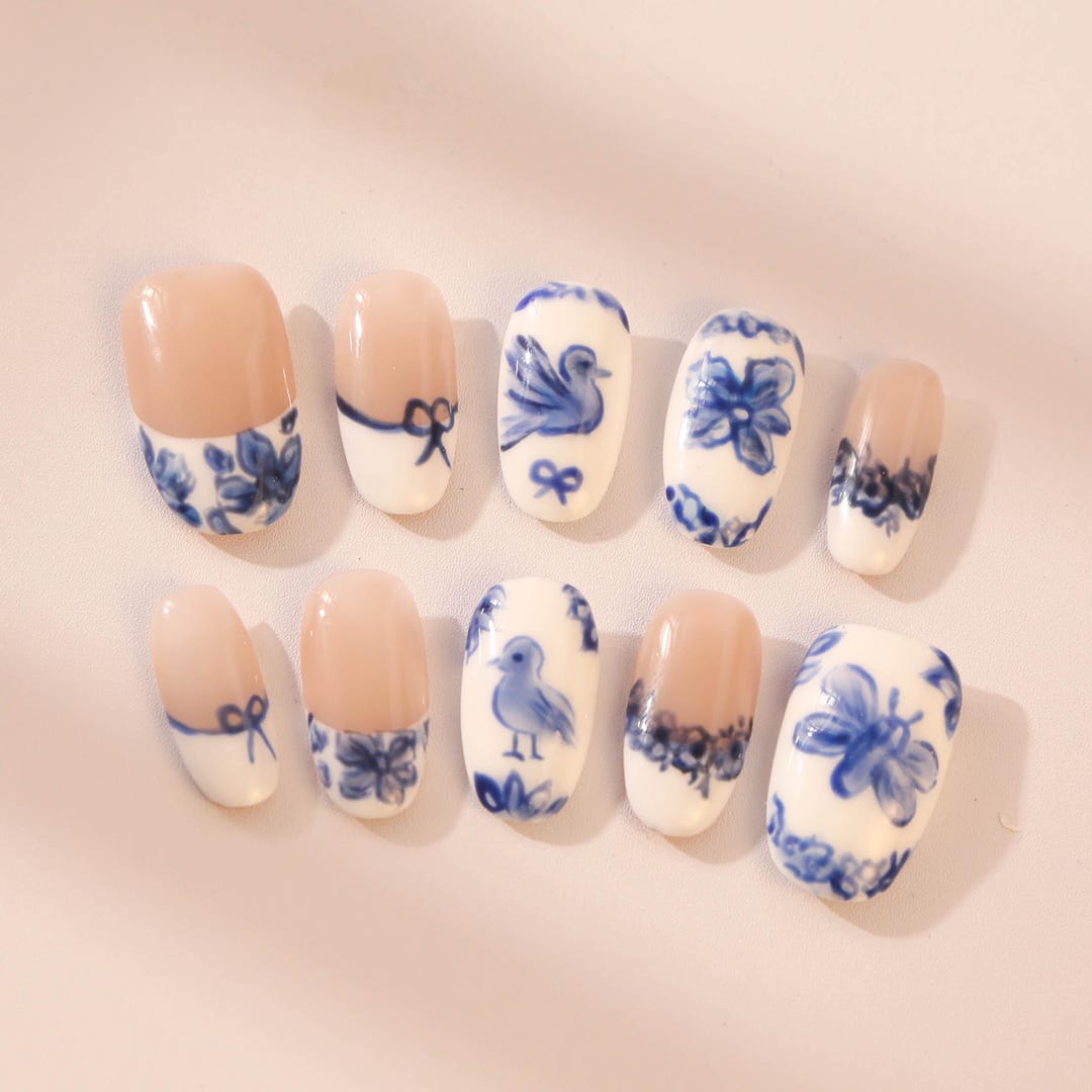 Handmade Greek Bird Press on Nails: Oval Party Nails - Etsy