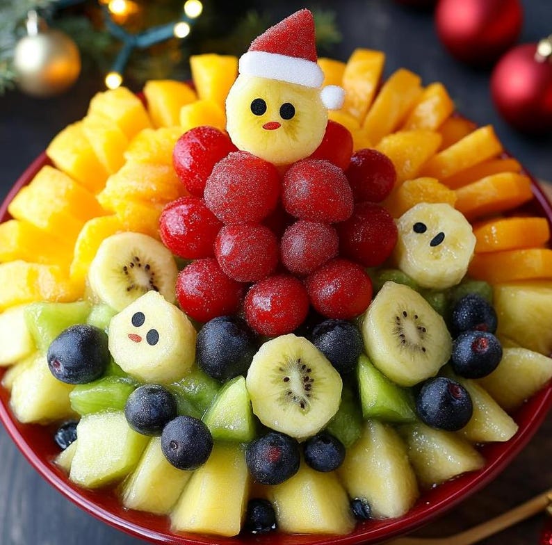 Festive Christmas Fruit Salad Platter Presentation - Etsy
