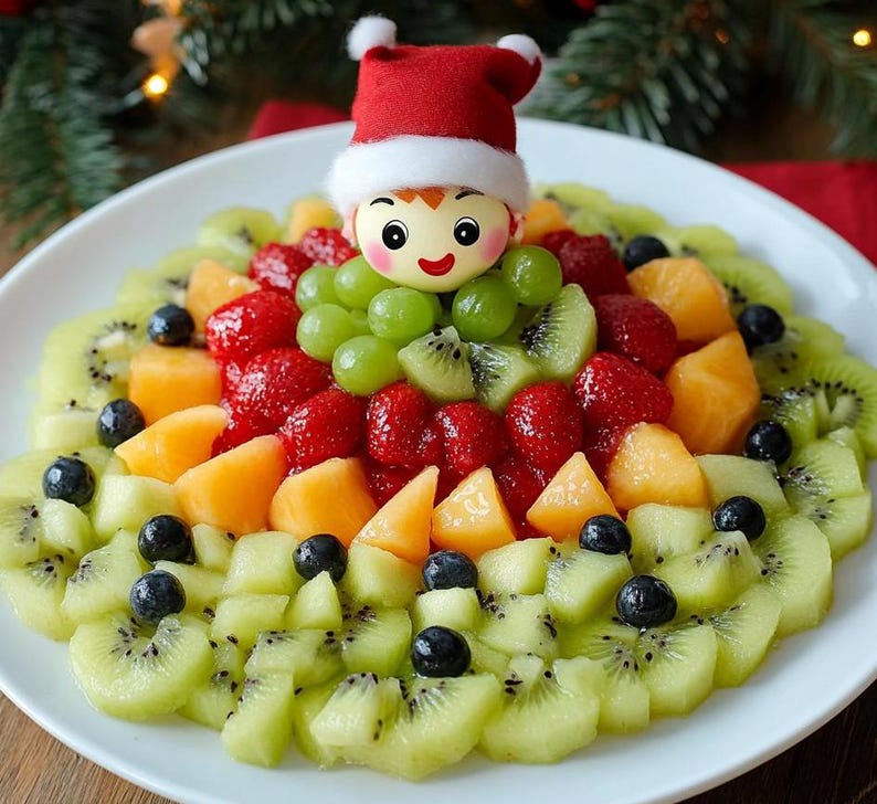 Festive Christmas Fruit Salad Platter Presentation - Etsy