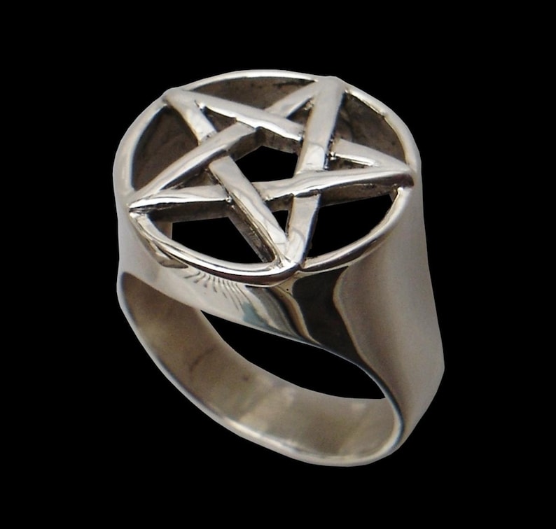 Pentacle Ring Sterling Silver Pentacle Pentagram Wicca Ring - Etsy