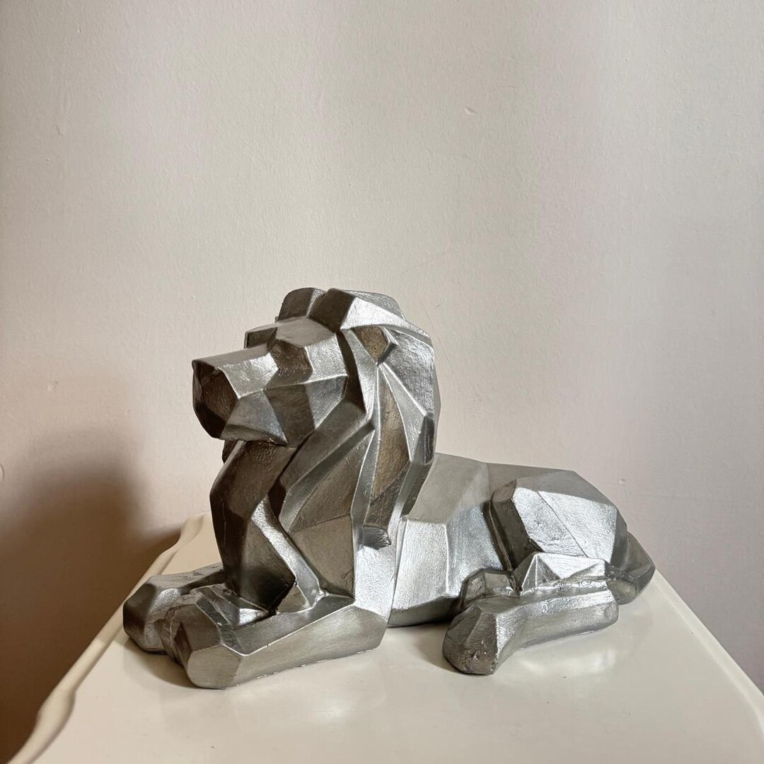 Lion Sculpture, Lion Figurine , Minimalist Animal Sculpture, Lion ...