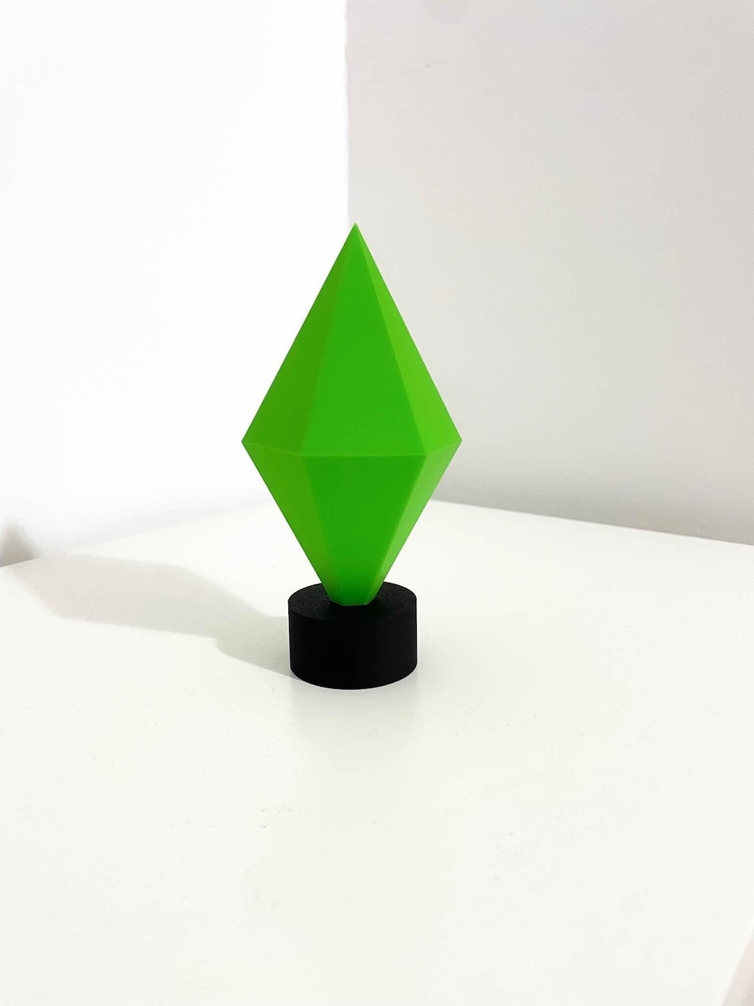 Sims Plumbob Statue – Perfect Gamer Gift | Green Crystal Gem Decor ...
