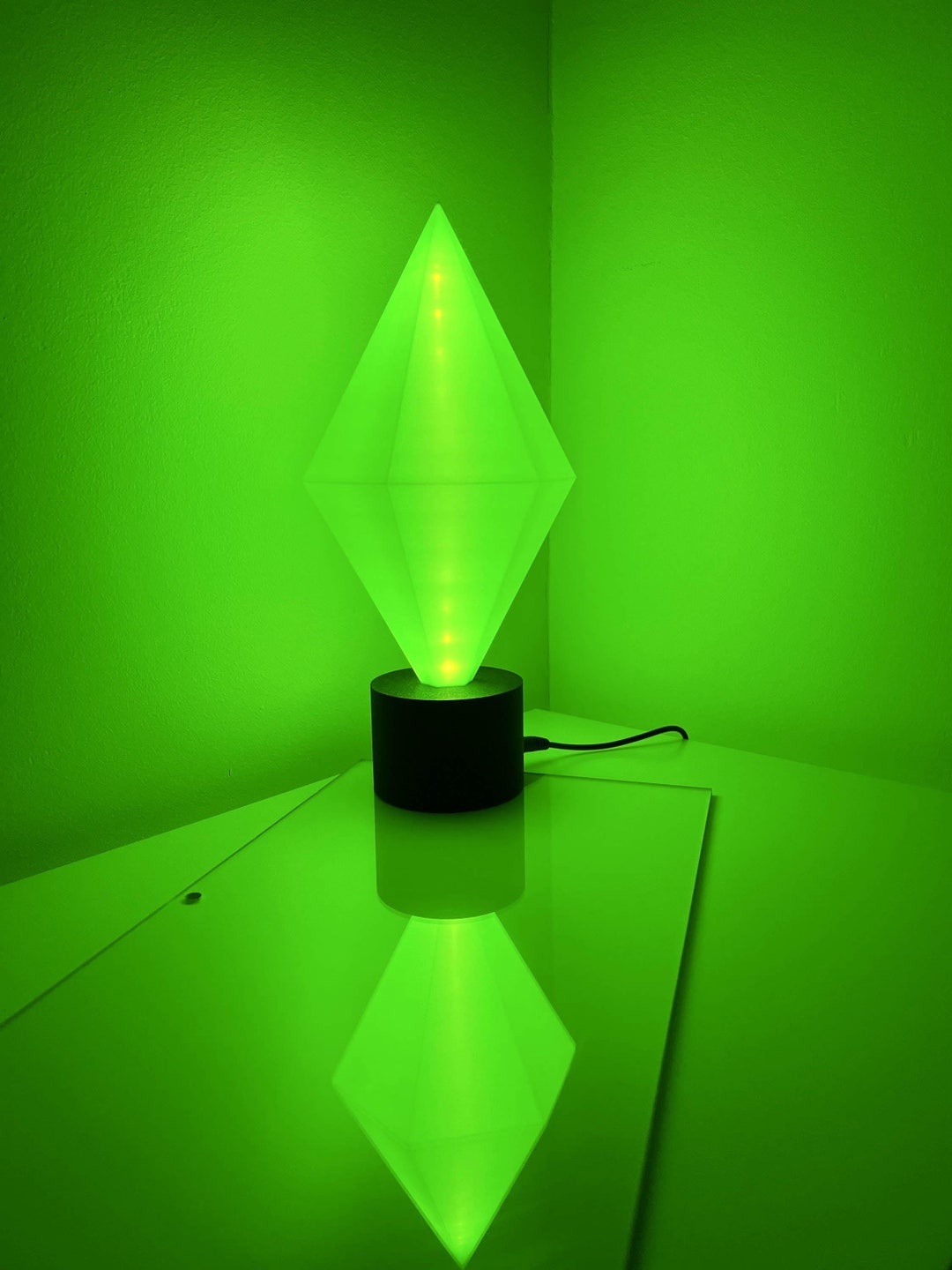 Sims Plumbob LED Lamp | Green Crystal Gem | Gamer | Gaming Decor Idea ...