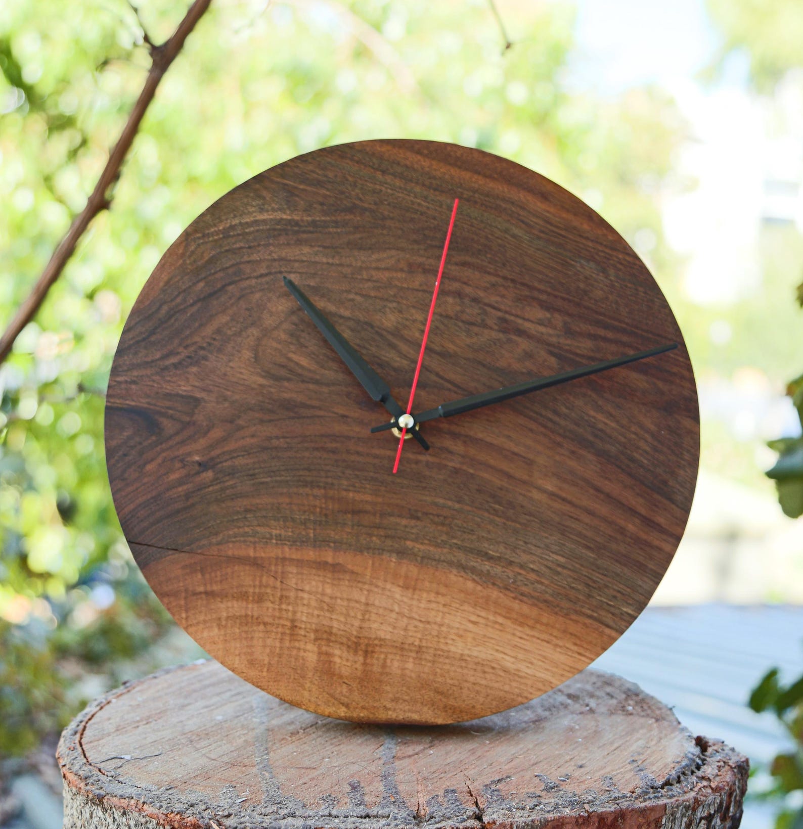 Noiseless Walnut Wall Clock, Wood and Metal Wall Clock,eye-catching Walnut Wall Clock, Large ...