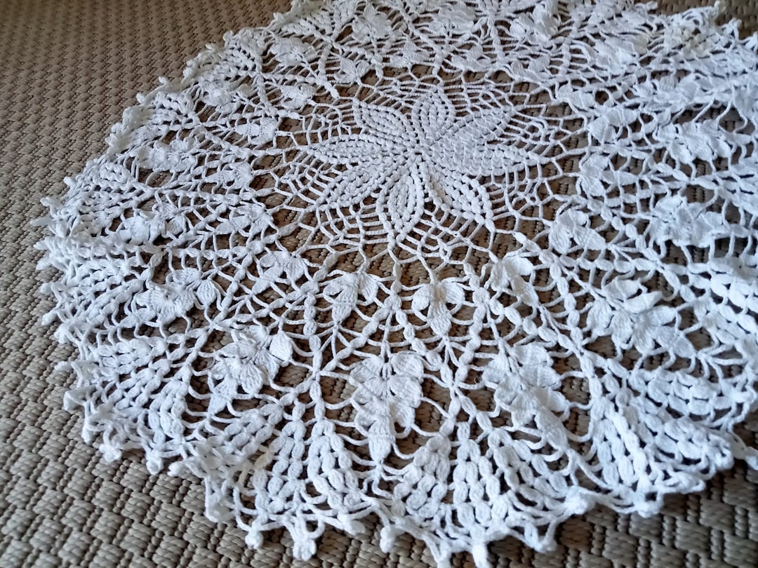 LARGE Crochet Doily Christmas Table Centrepiece White - Etsy