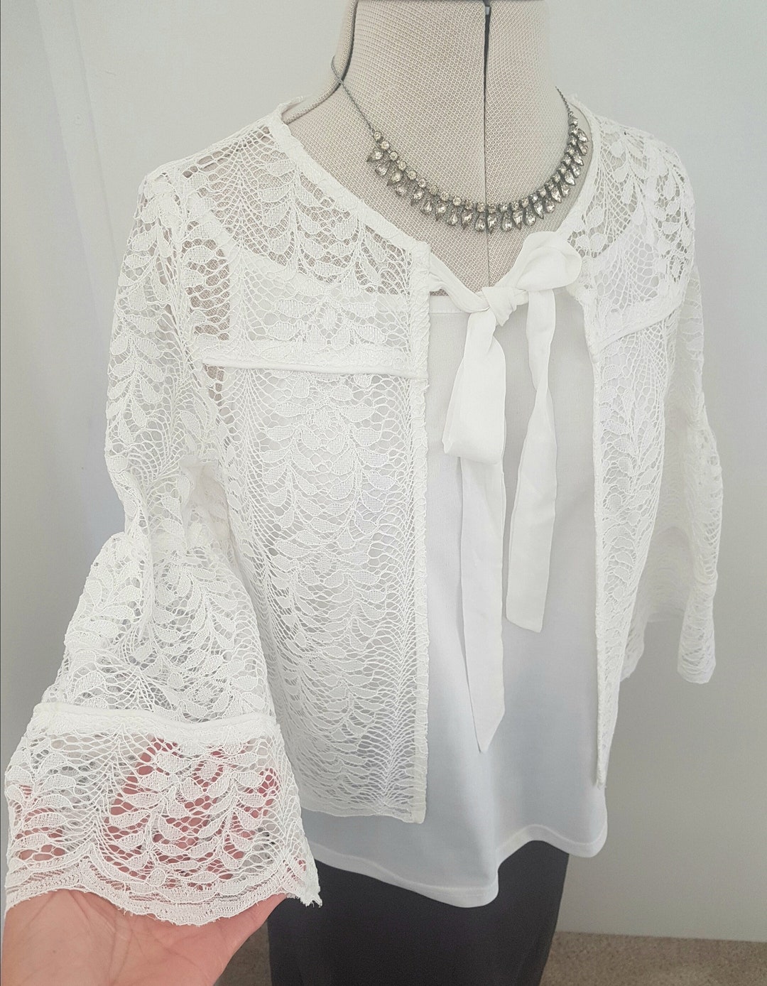 Vintage Lace Jackets, White Floral Lingerie, Flared Sleeve, Pretty ...