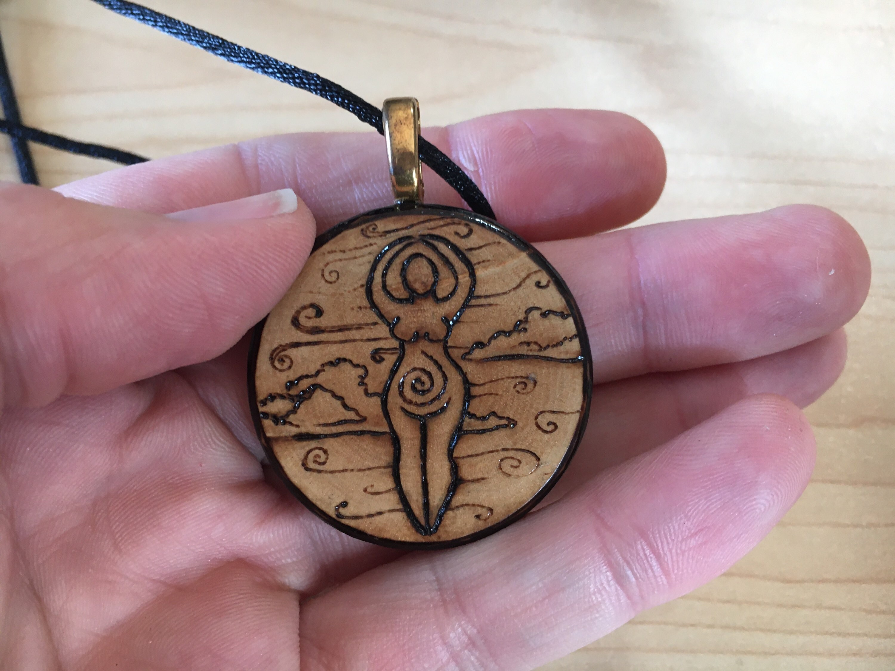 Pendant Elemental Goddess made to Order - Etsy