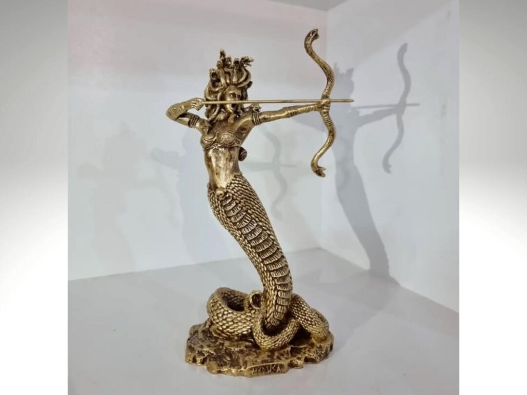 Medusa Statue, Mythical Guardian of Power and Transformation ...