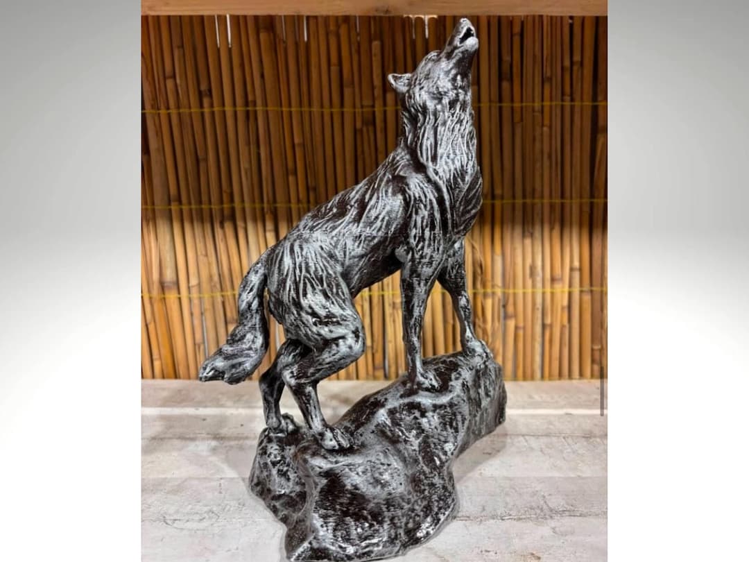Howling Wolf Statue: Polyester Marble Dust Sculpture (13x9 Inches) - Etsy