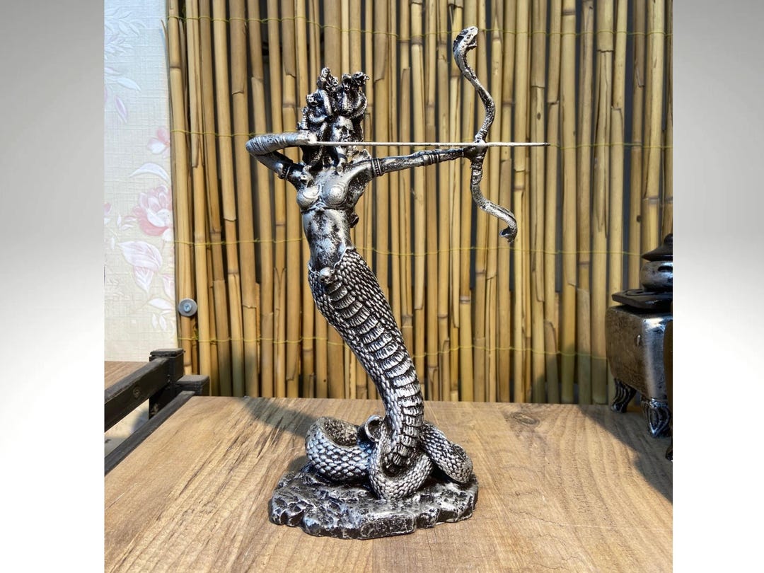 Medusa Statue, Mythical Guardian of Power and Transformation ...