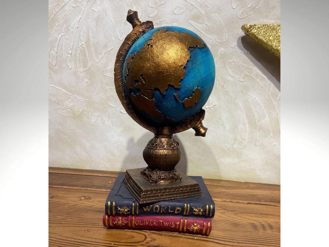World Globe Statue, Earth on Books Statue, World Figurine for Table ...