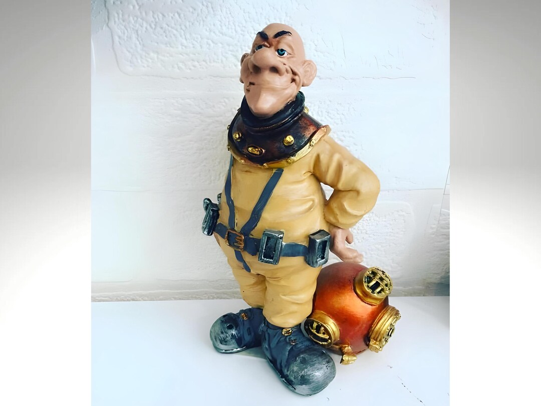 Diver Figurine, Handcrafted Diver Statue, Perfect Gift for Diver ...
