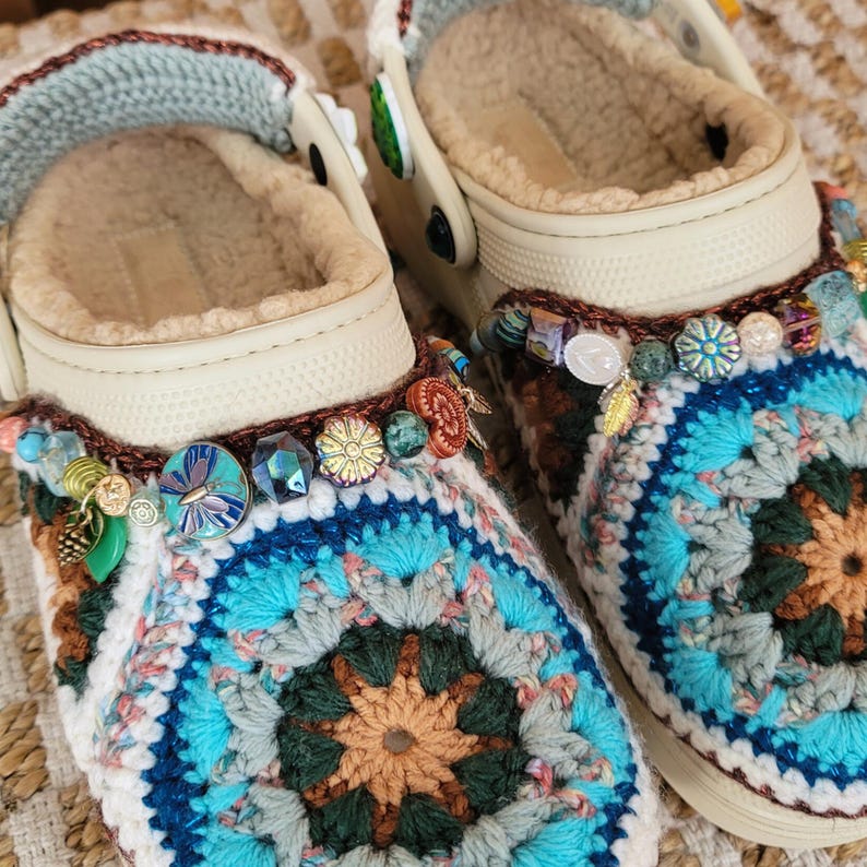 Custom Crocs™ - Any Size, Personalized Design, FREE Shipping - Etsy