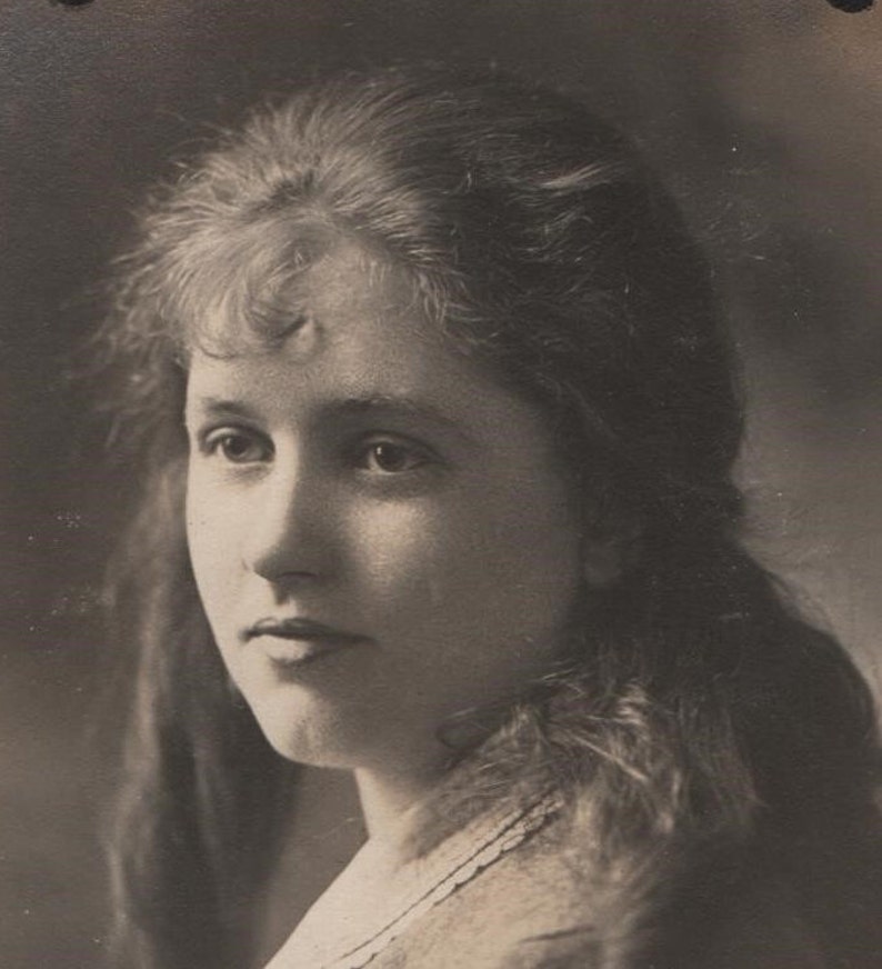 Vintage Photo Mariellen Hoffman Portrait Original Vernacular - Etsy