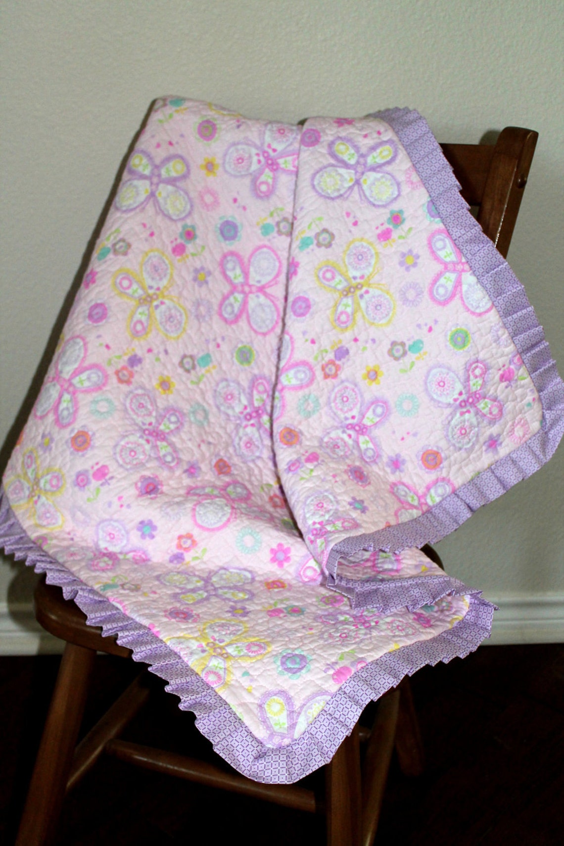 Pink and Purple Butterfly Baby Quilt With Matching Ruffle Baby Girl ...