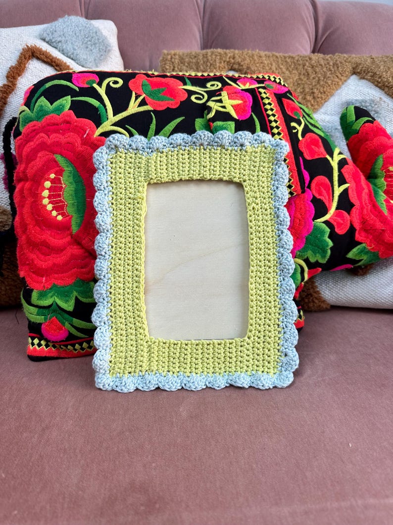 Beginner-friendly Crochet Picture Frame Pattern - Etsy