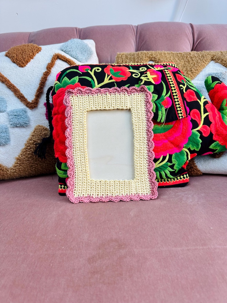 Beginner-friendly Crochet Picture Frame Pattern - Etsy