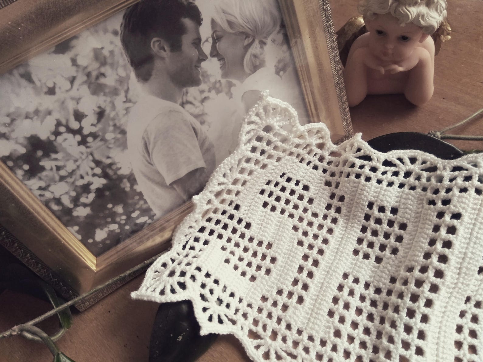 Crochet Name Doily, Personalized Family Name Banner * Heirloom Gift ...