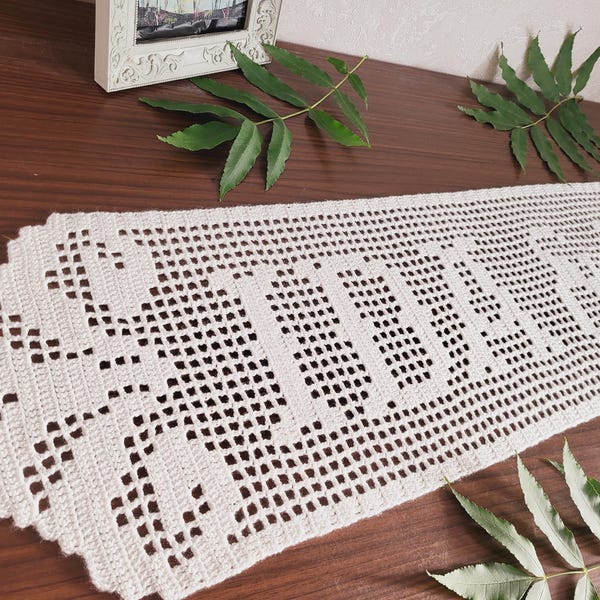 Crochet Family Name Sign - Etsy UK