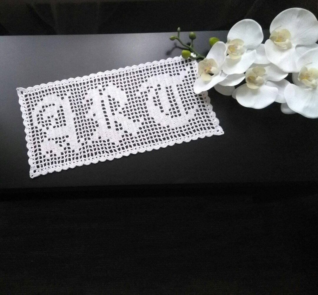 Crochet Name Doily, Personalized Family Name Banner * Heirloom Gift ...