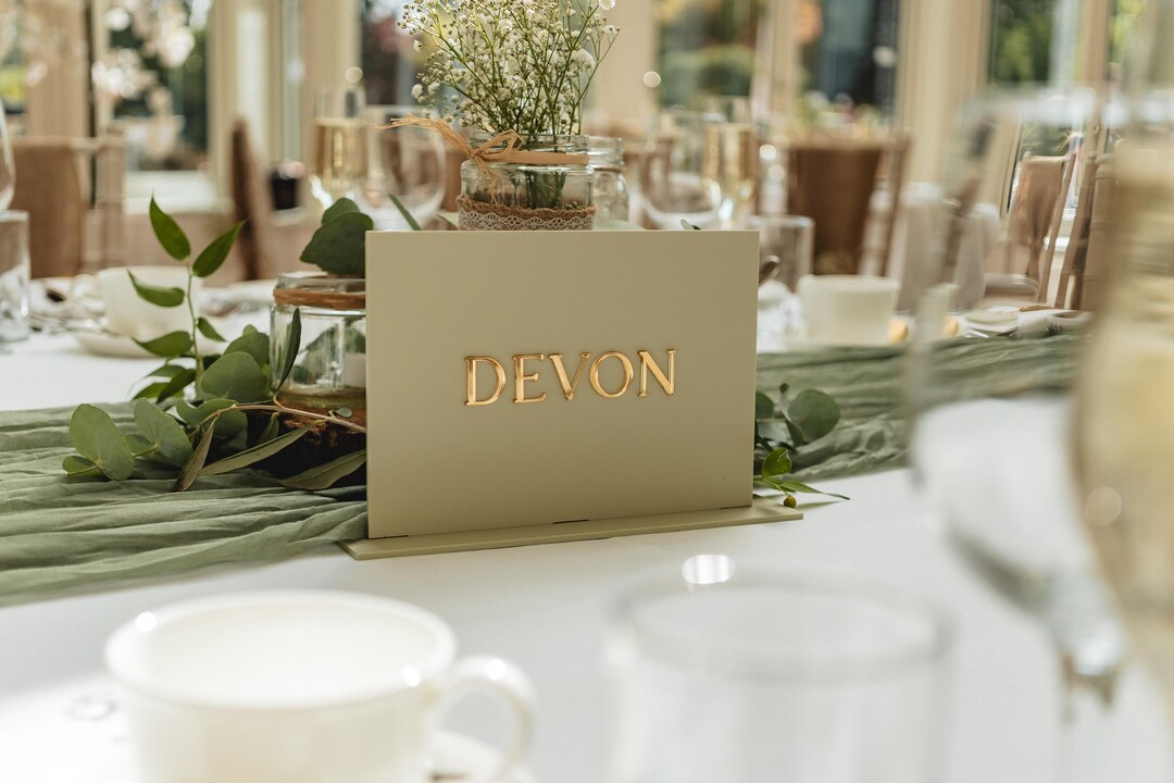 Personalised Acrylic Table Names With 3D Detailing. - Etsy