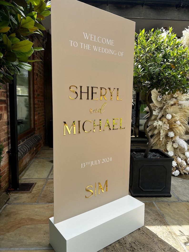 Luxury Acrylic Wedding Welcome Sign With 3D Names - Etsy