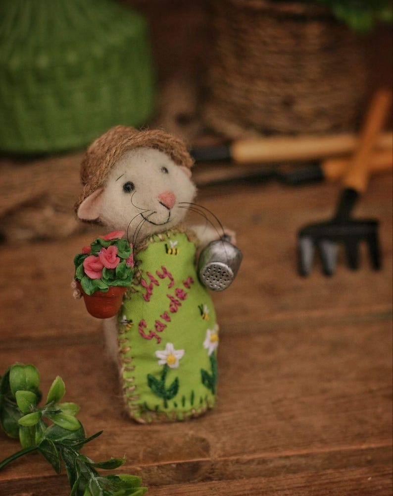 Handmade Needle Felted Gardener Mouse Miniature, Farm Mouse, Unique ...