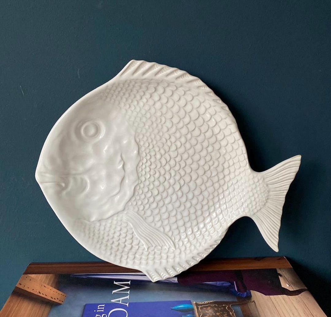 Bordallo Pinheiro Very Rare White Fish Plates - Etsy