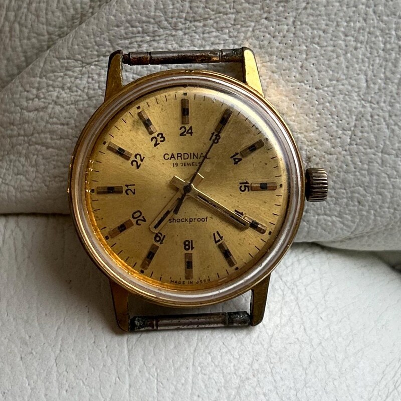 Cardinal Watches - Etsy Canada