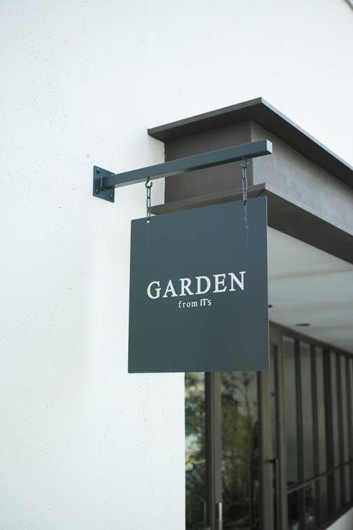 Custom Exterior Hanging Blade Sign for Business | Wall Mounted Blade ...
