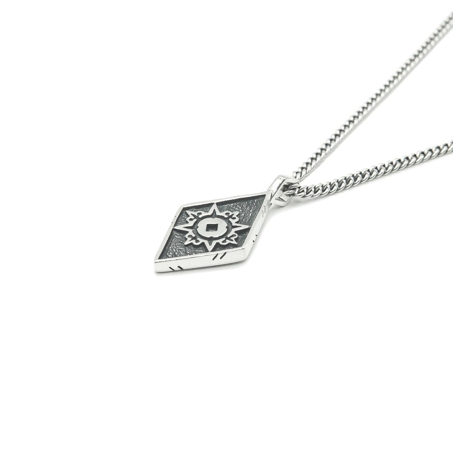 Empress Necklace Silver / Valorant Jewelry / Unisex Necklace Silver - Etsy