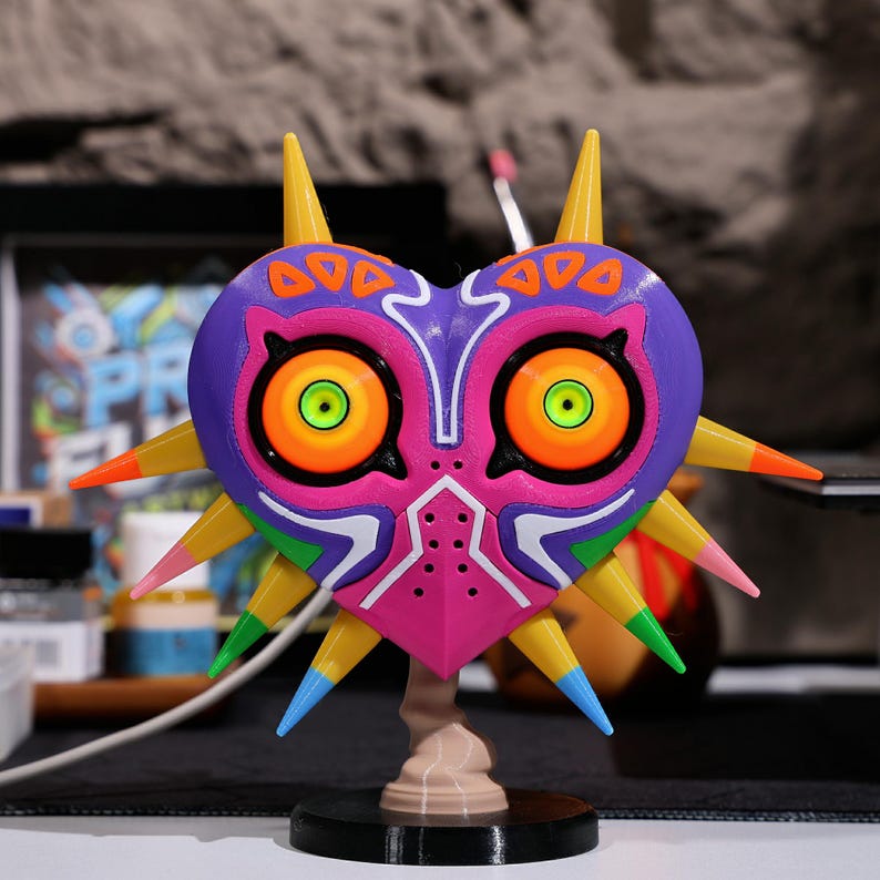Majoras Mask 3D Printed LED Zelda Desk Table Decor With Glowing Lights ...