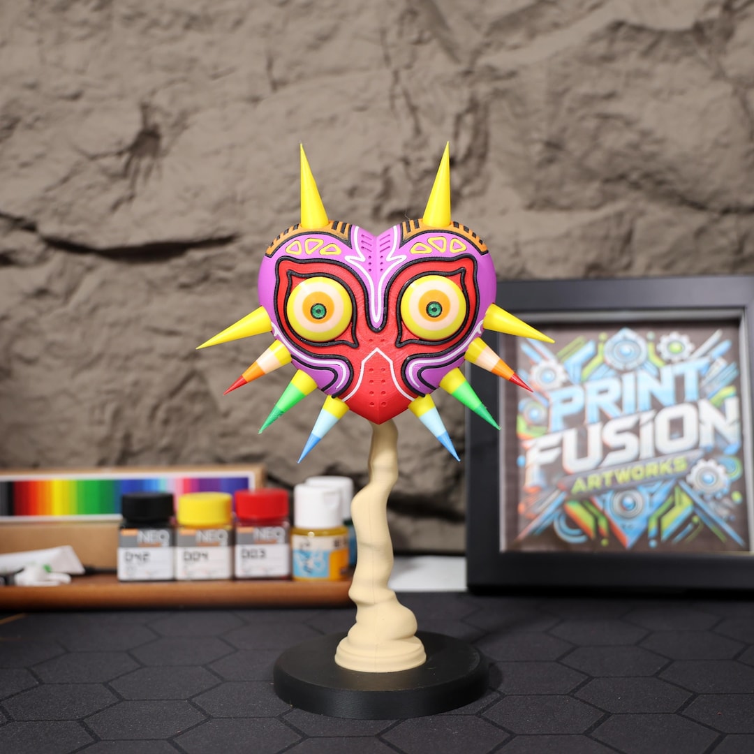 Majora’s Mask 3D Printed LED Zelda Desk Table Decor With Glowing Lights ...