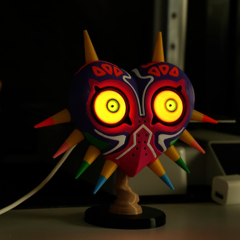 Majoras Mask 3D Printed LED Zelda Desk Table Decor With Glowing Lights ...