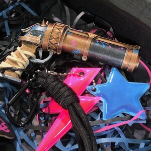 Jinx Gun Keychain Set 3D Printed Miniature With Reflective PVC Charm ...