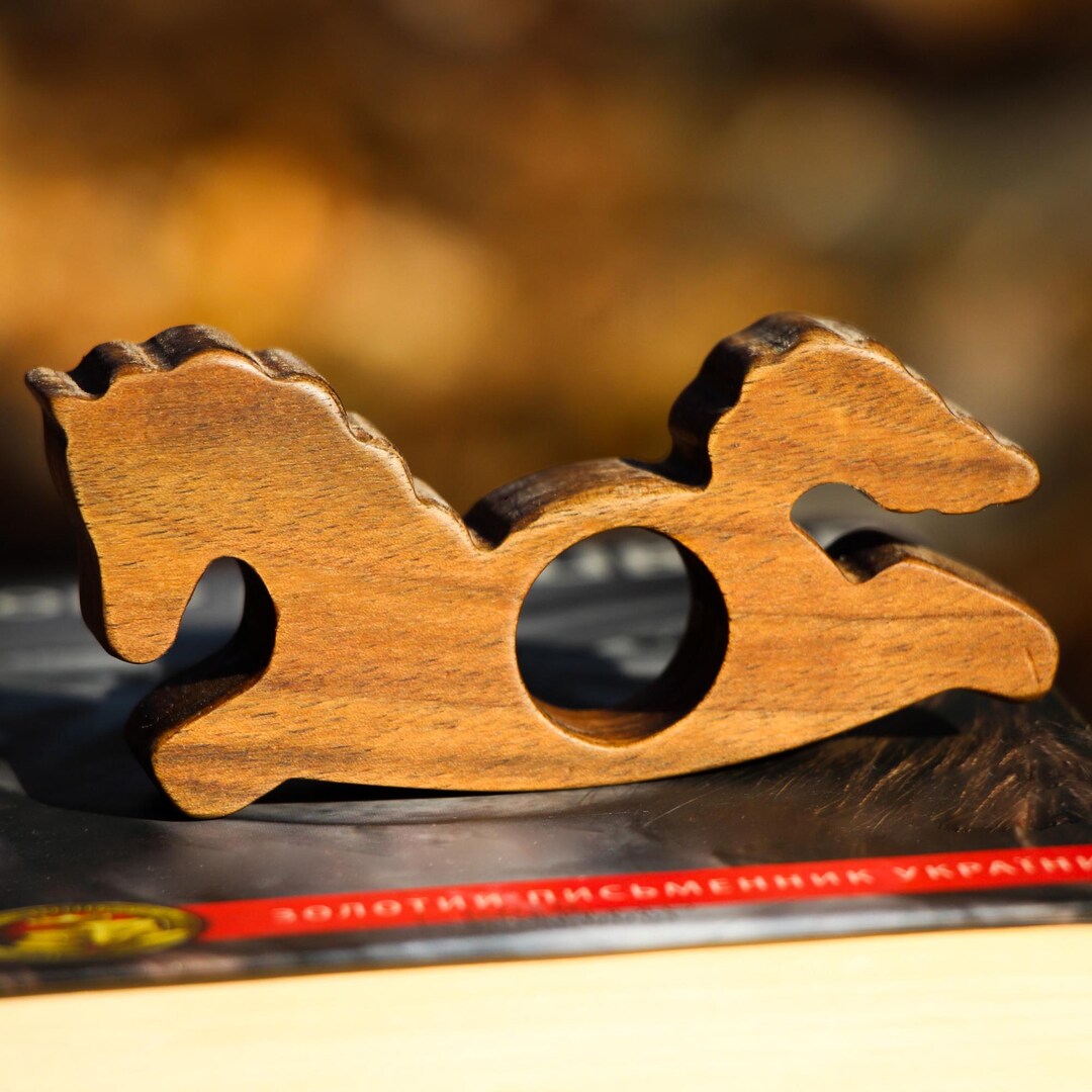 Handcrafted Horse-shaped Thumb Bookmark, Unique Walnut Book Page Holder ...