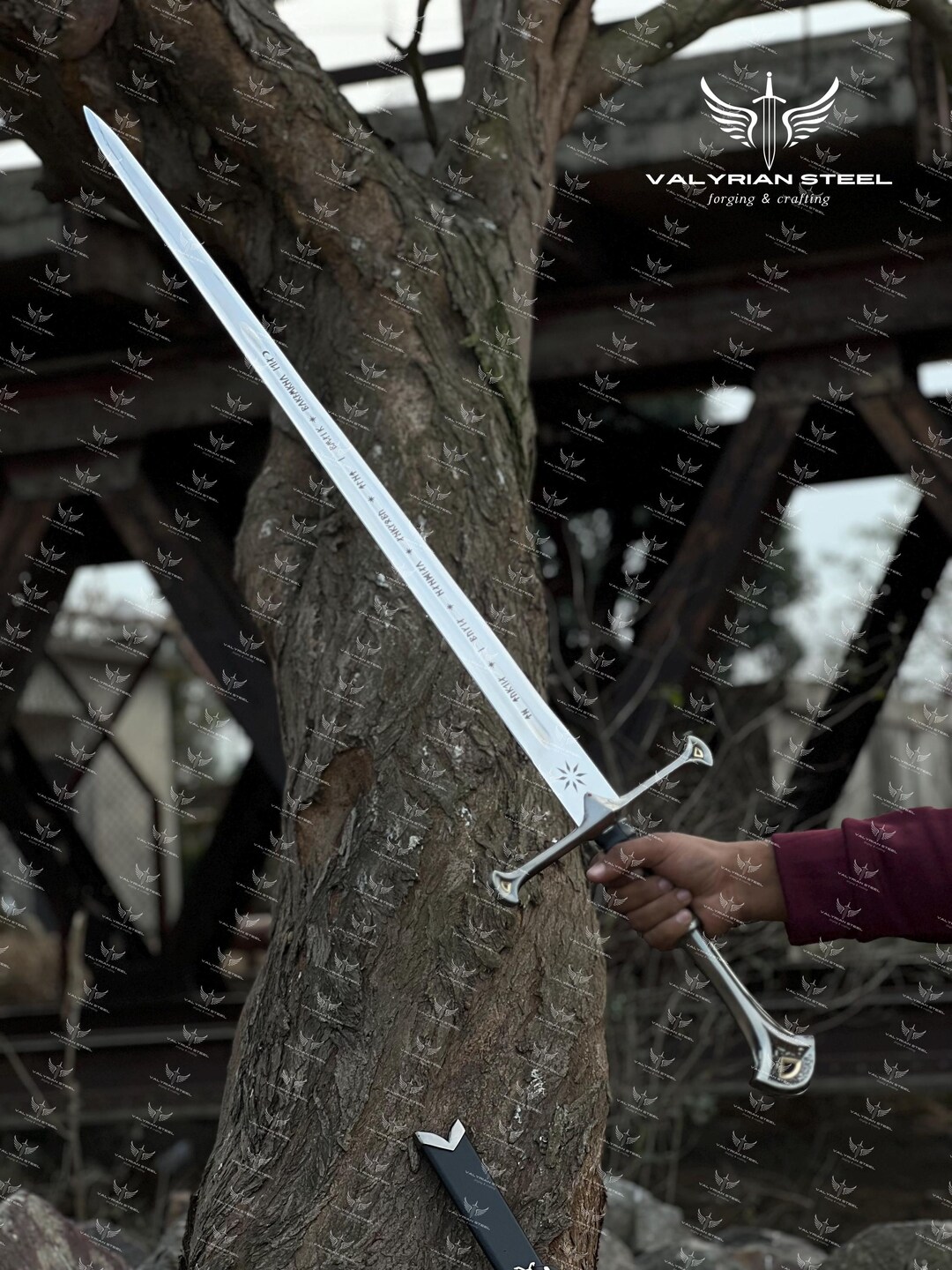 Anduril Sword of Aragorn With Scabbard & Wall Plaque - Cosplay Sword ...