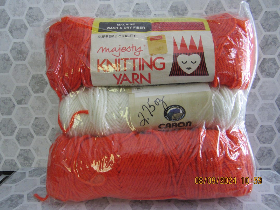 Caron Wintuk 4 Ply Yarn off White and Tangerine - Etsy