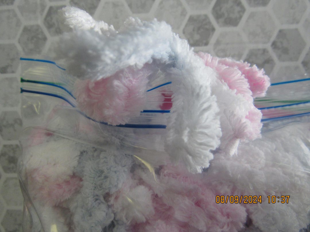 Loope Soft White Pink Gray Variegated 5 Ply Yarn - Etsy