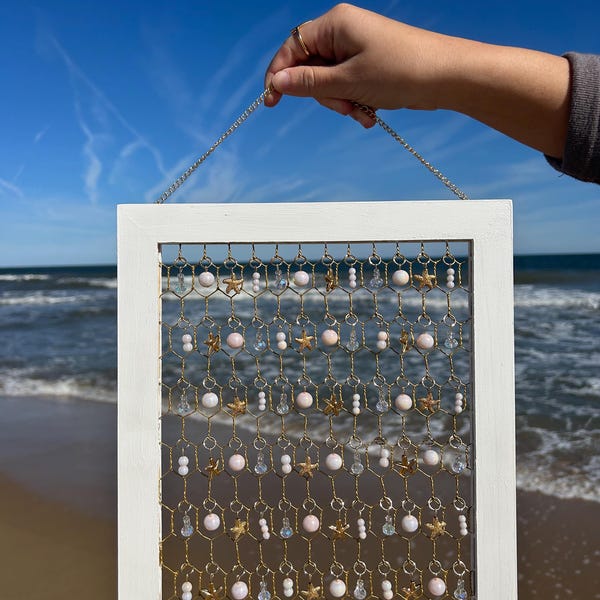 Chicken Wire Suncatcher - Etsy