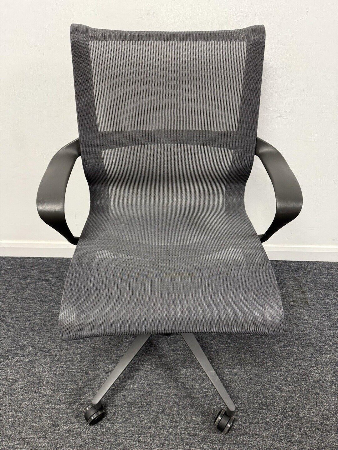 Herman Miller Setu Executive Task Chair in Graphite - Etsy UK