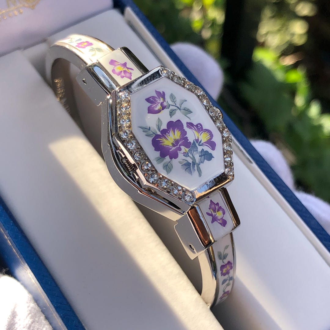 Vintage SUPER RARE André Mouche Peekabo Watch Silver Toned Enamel Paint ...