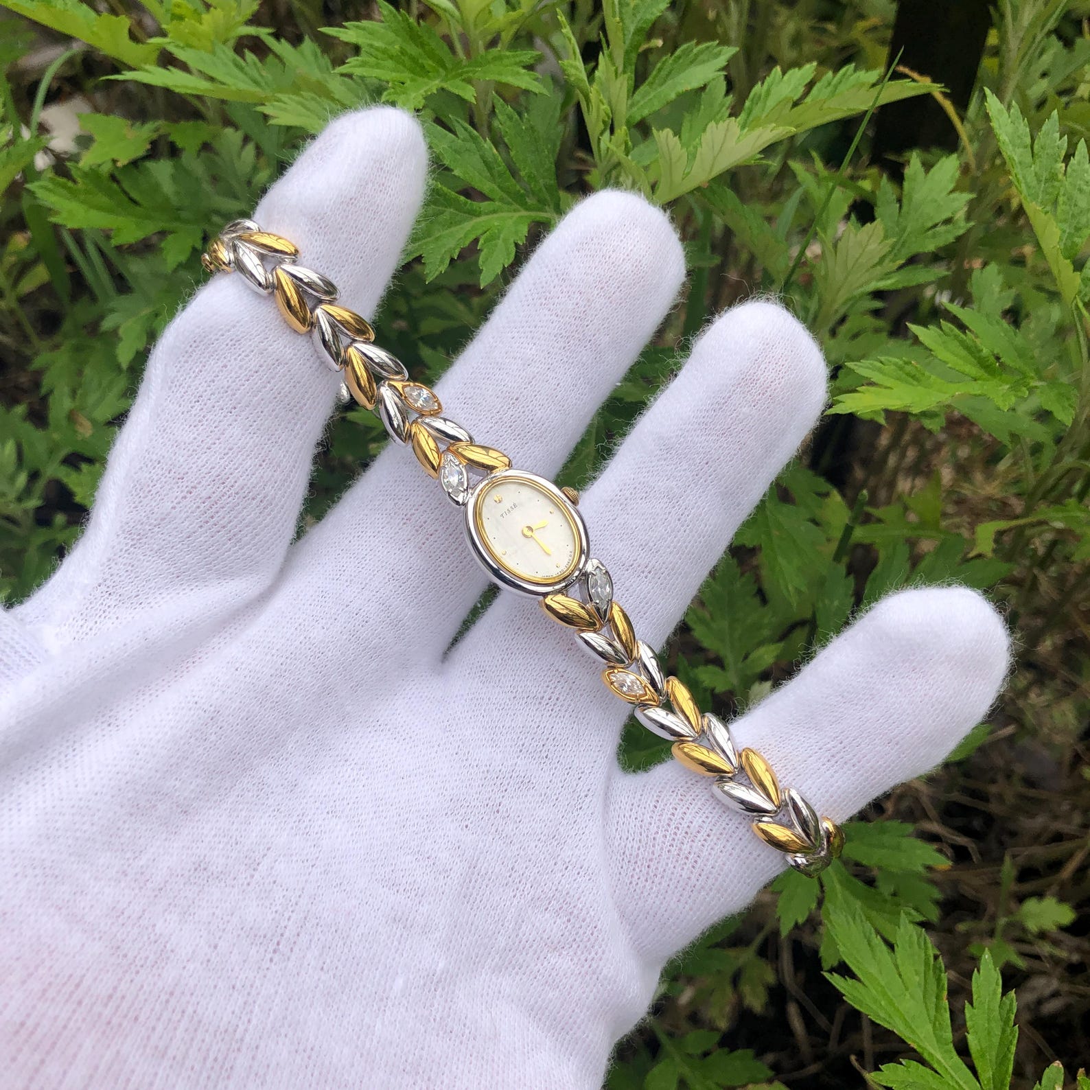RARE Vintage Seiko Tisse Dainty 4P Crystal Bracelet-type Ladies' Watch ...