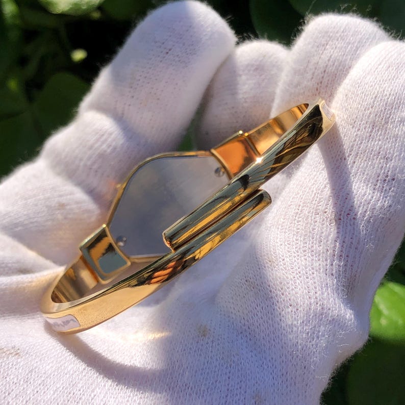 Vintage André Mouche Gold Tone Metal Enamel Paint Women Watch PINK ...