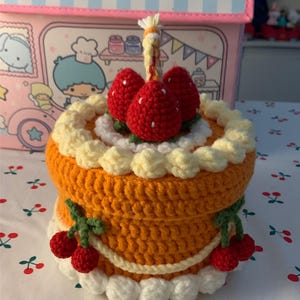 Handcrafted Woven Cake Storage Box – Perfect for Organizing ...