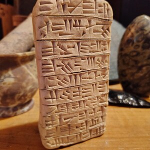 Museum Quality Sumerian / Assyrian Cuneiform Baked Clay Tablet ...